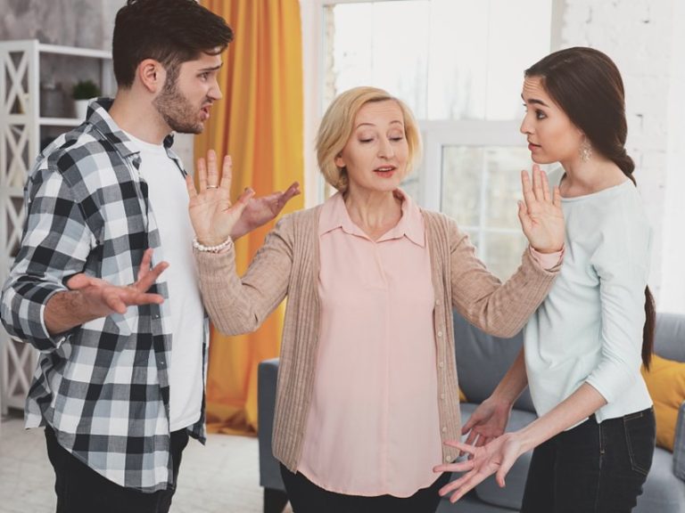 Signs Your Boyfriend's Family Doesn’t Like You (Explained) - Luv Fancy